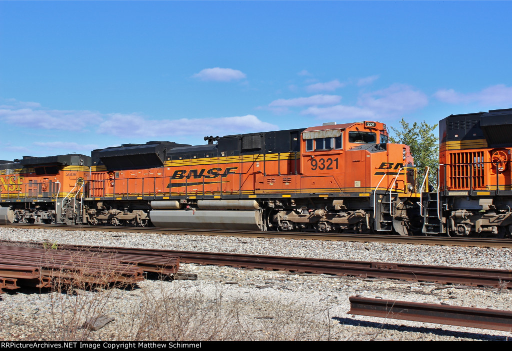 BNSF 9321